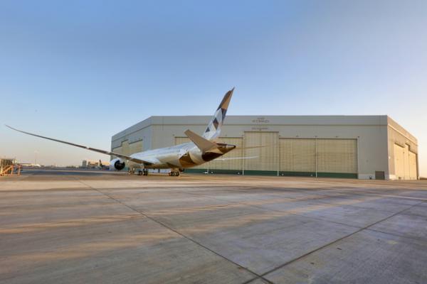 Steady progress: Etihad Engineering continues expansion - Aviation ...