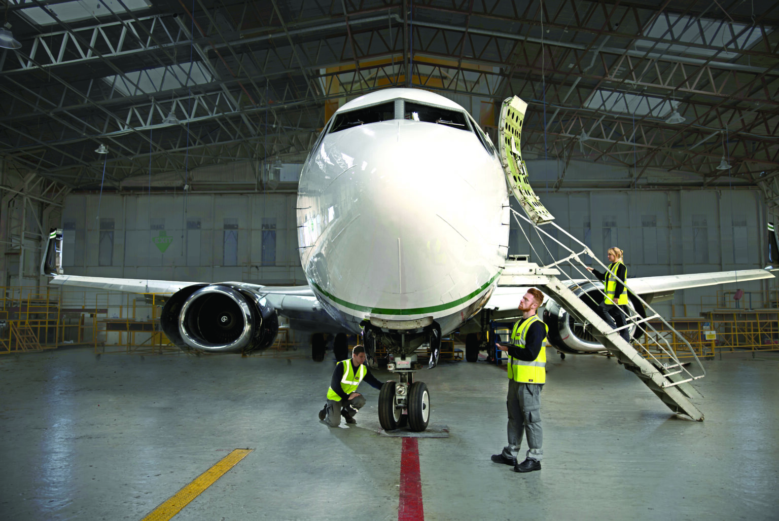 Top table: Matt Caswell, CEO of 2Excel Engineering - Aviation Business News