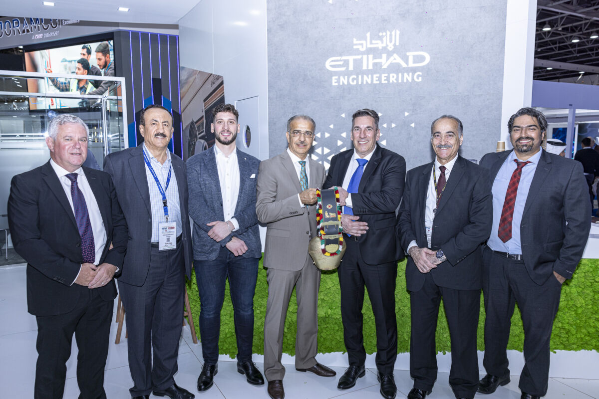 Etihad Airways Engineering partners with Acme Aerospace and AMROS Group ...
