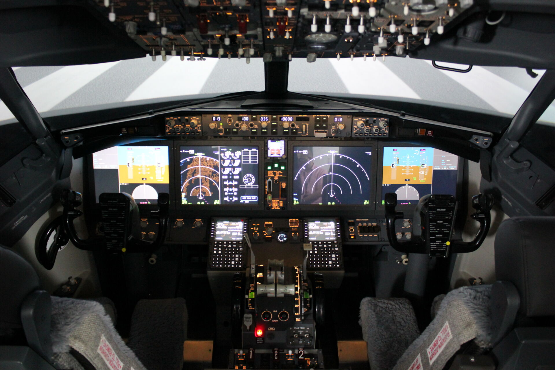 Embraer E-Jet programme wins customers - Aviation Business News